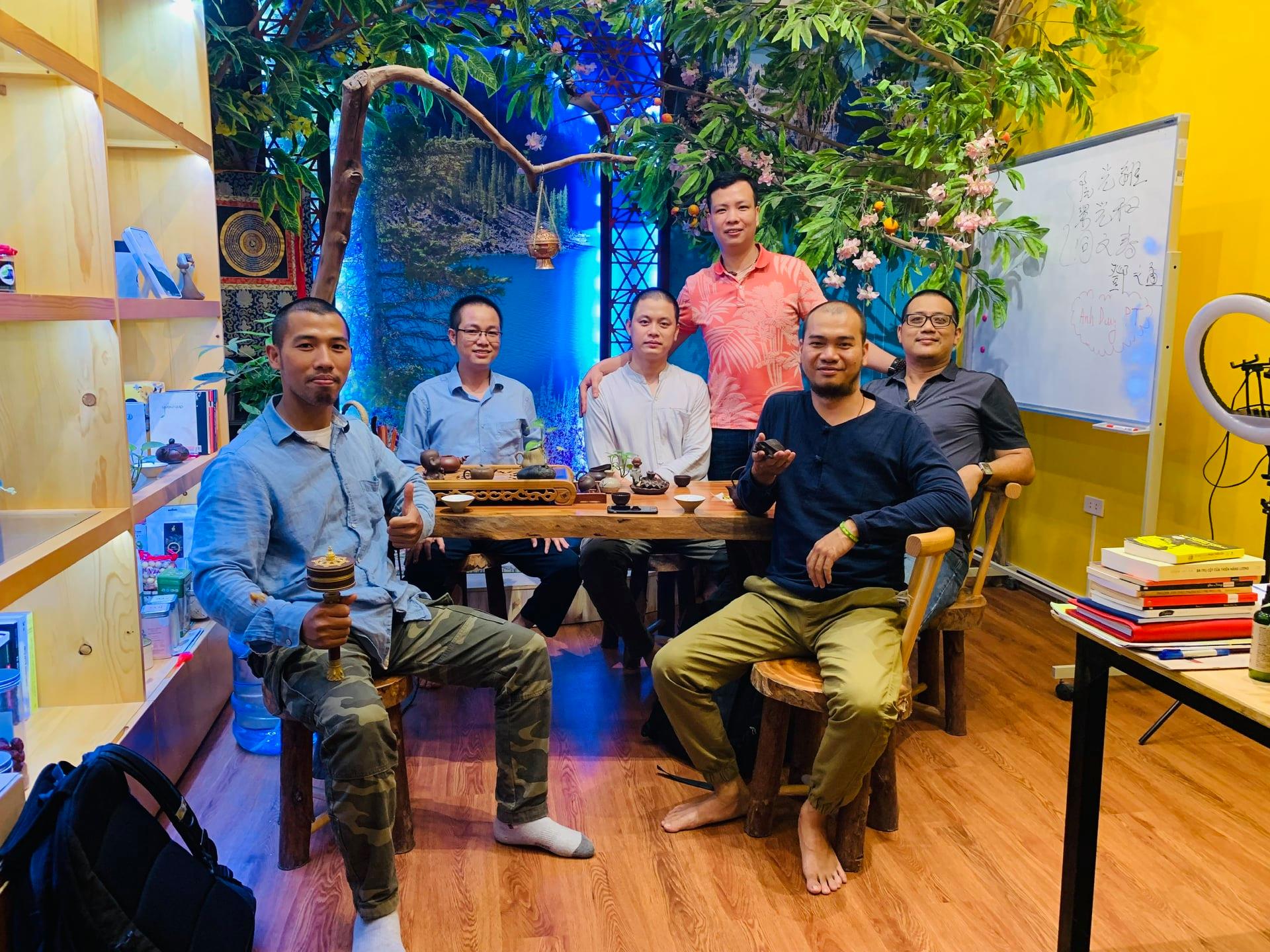 Viết cho những ai lo lắng mưu sinh thời Đại Dịch (tiếp) - Ahimsa House